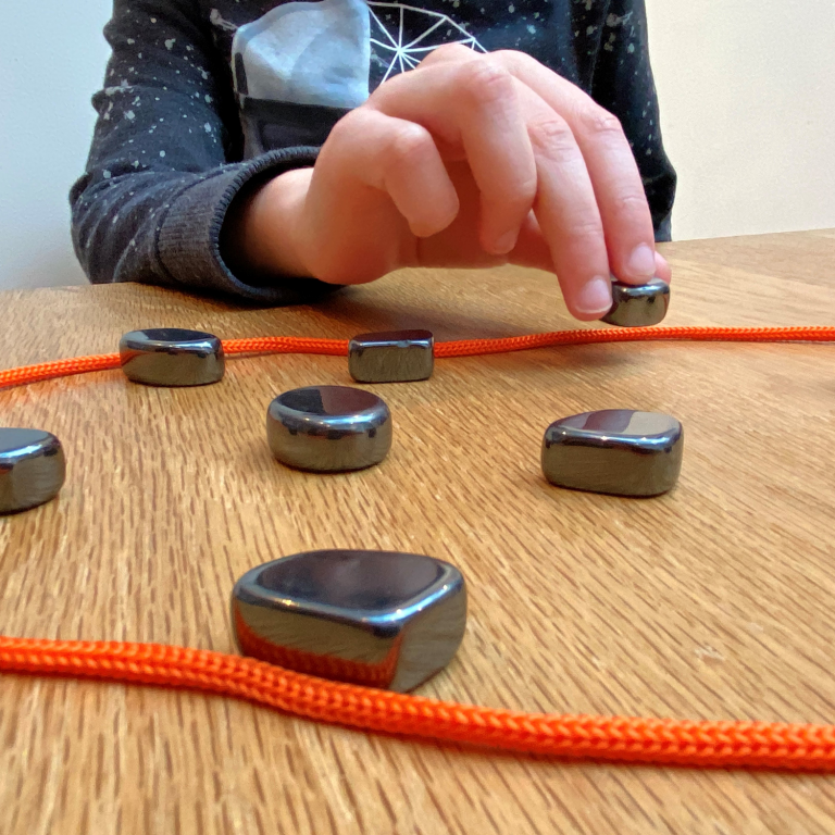 Kluster, Game of the Month - February 2021 - Board Game Review